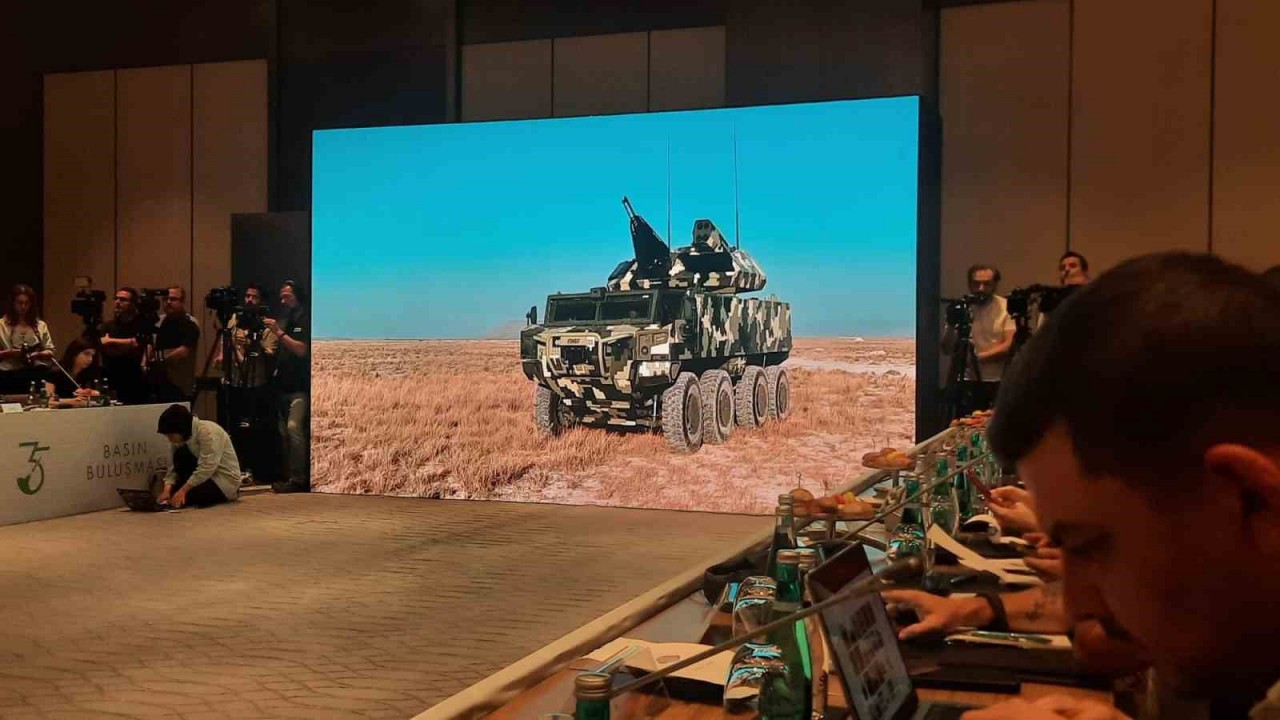 Roketsan introduced the Mobile Air Defense System 'BURÇ' for the first time