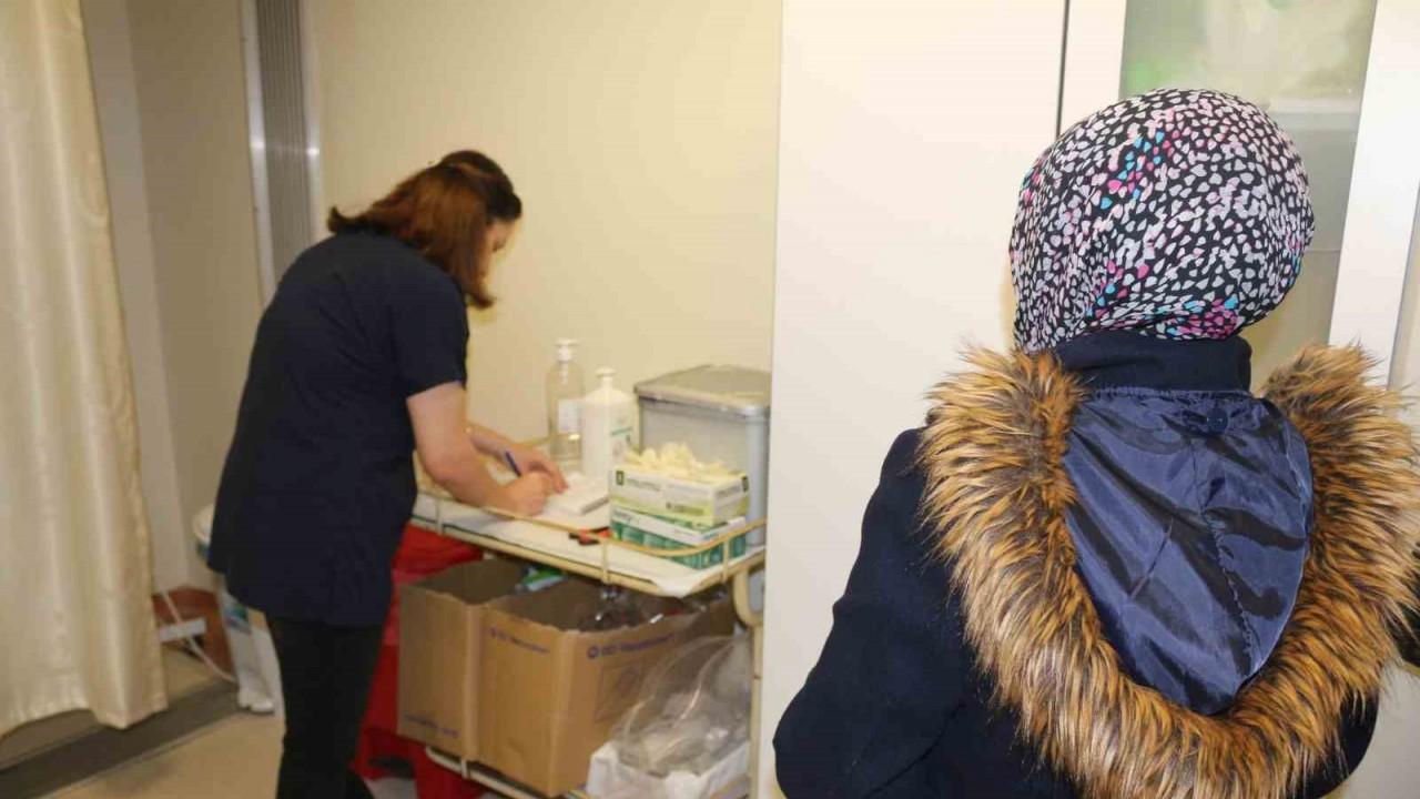 Siirt’te 2 bin 200 kişiye meme, rahim ağzı ve bağırsak kanseri taraması ...