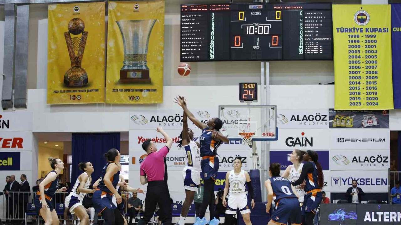 Fenerbahçe Kadın Basketbol Takımı, finalde avantaj peşinde