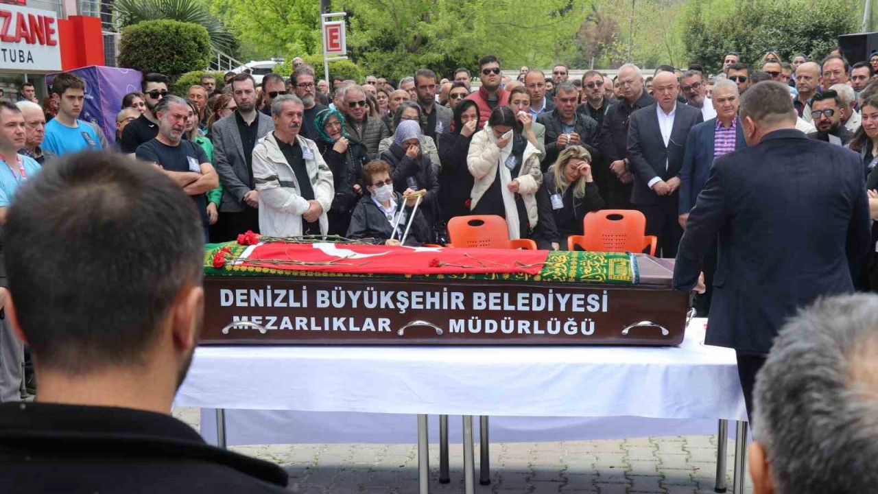 Murat Çelik son yolculuğuna uğurlandı